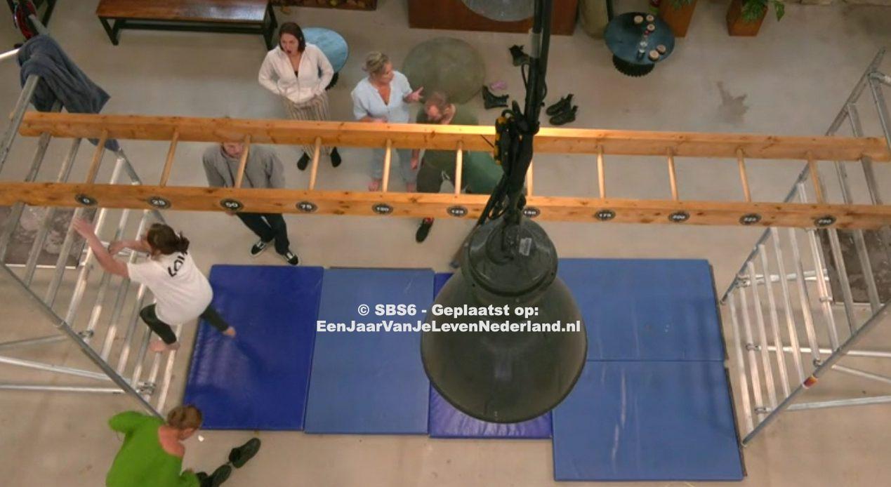 Alarm! Tien deelnemers mogen mee doen aan een verdienopdracht ...