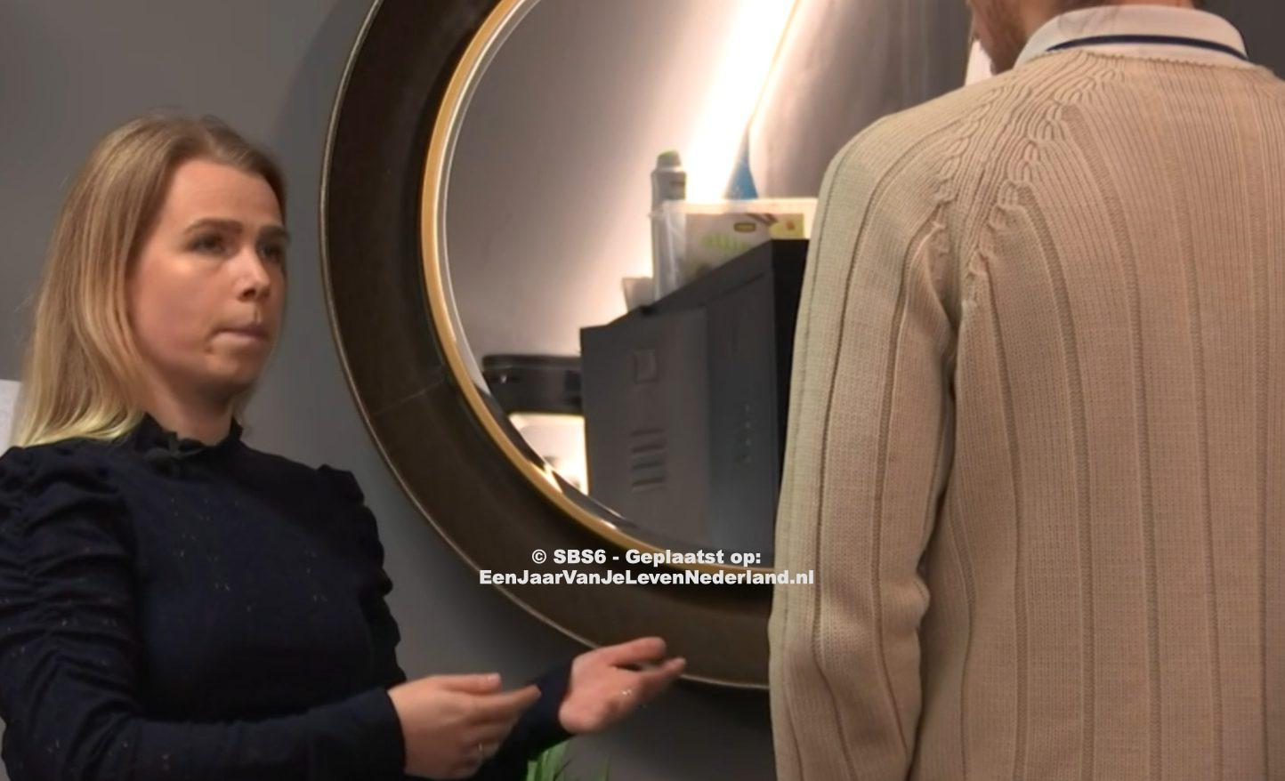 Wanda wil niet op Babette stemmen, ze probeert groepen over te halen om ...